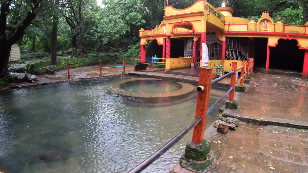 Top places to visit near Amboli ghat and waterfall